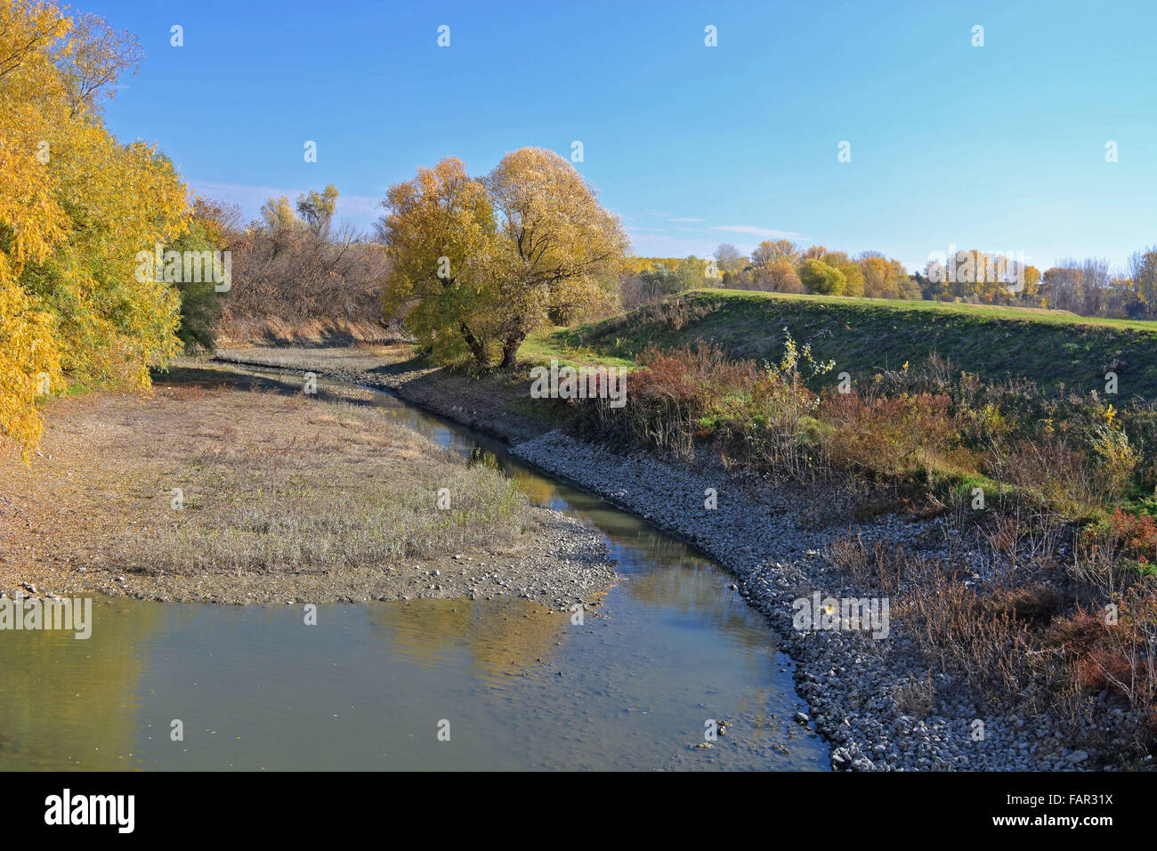 Landscape pictures with water hi-res stock photography and images - Alamy