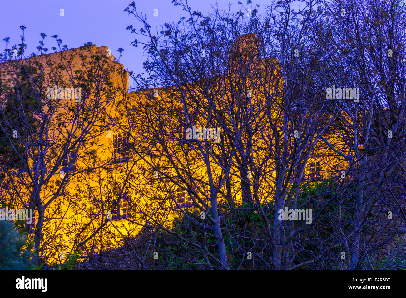 Lacoste Castle High Resolution Stock Photography and Images - Alamy