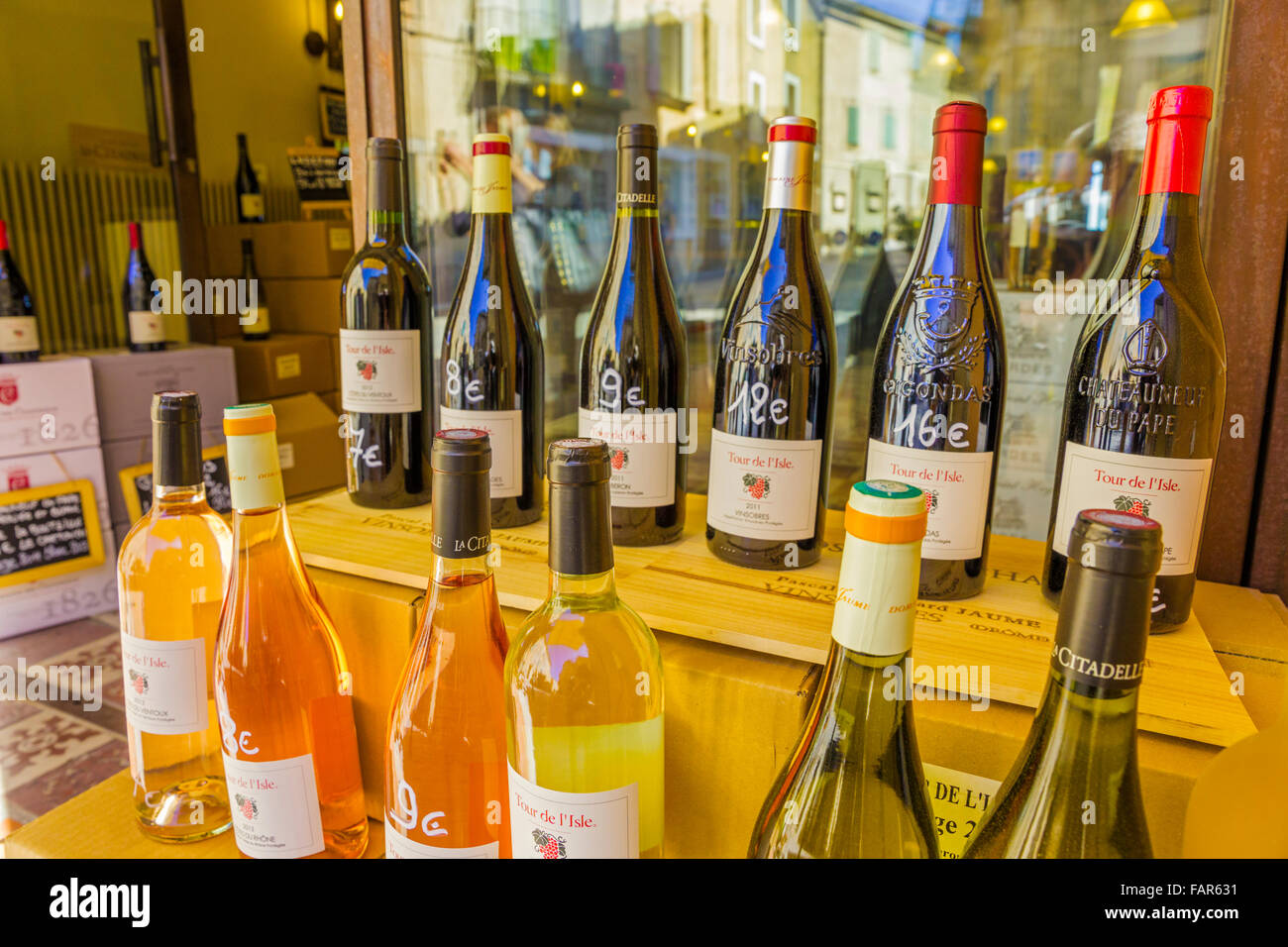 Wine shop and display in Provence, France Stock Photo - Alamy