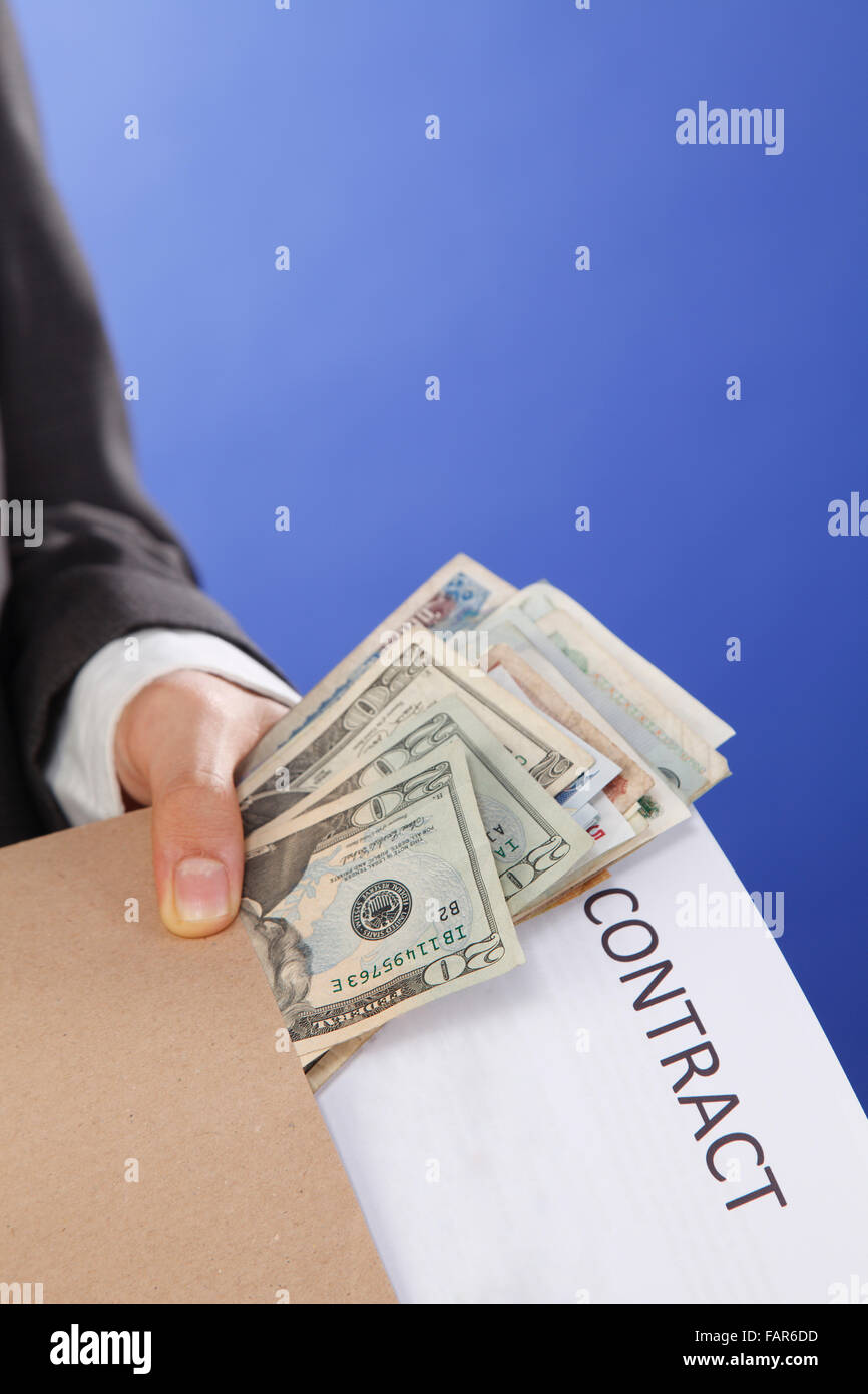 Money contract hand hi-res stock photography and images - Alamy