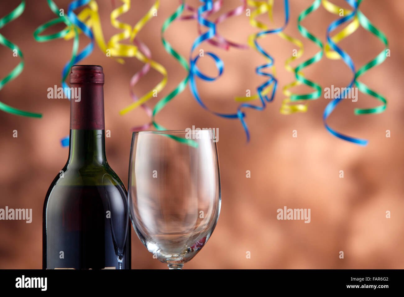 Children circle party hi-res stock photography and images - Alamy