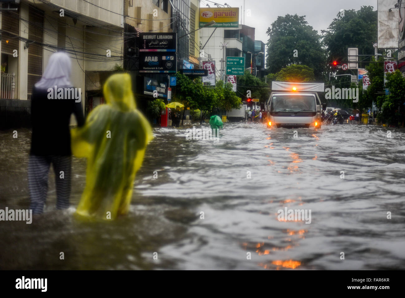 Downtown Jakarta Flooding High Resolution Stock Photography and Images ...