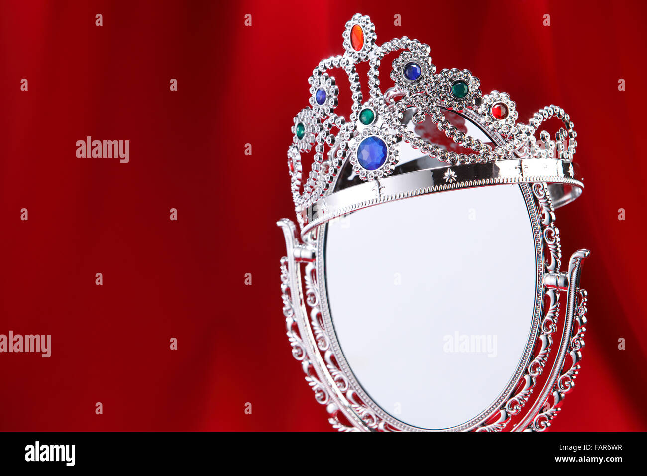 Mirror diamond hi-res stock photography and images - Alamy