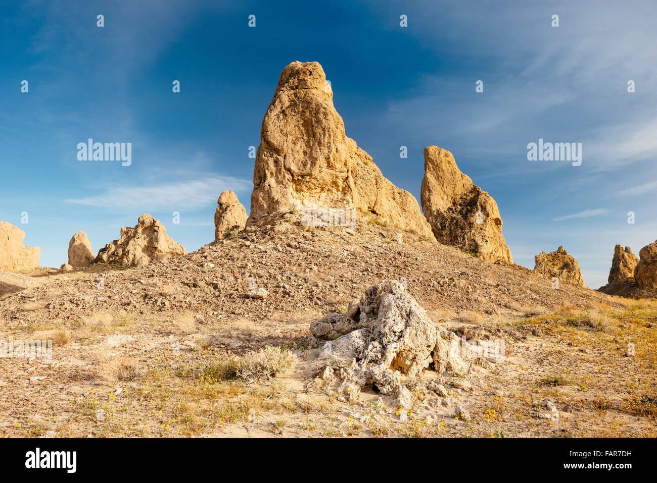 Tufa spires trona pinnacles national hi-res stock photography and ...
