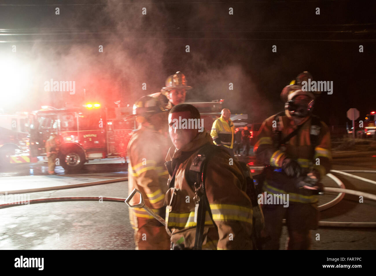 Structure fire hi-res stock photography and images - Alamy