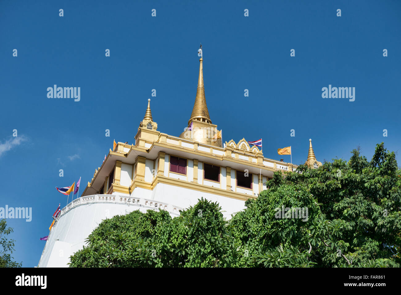 The Golden Mount (Wat Saket) in Bangkok, Thailand Stock Photo - Alamy
