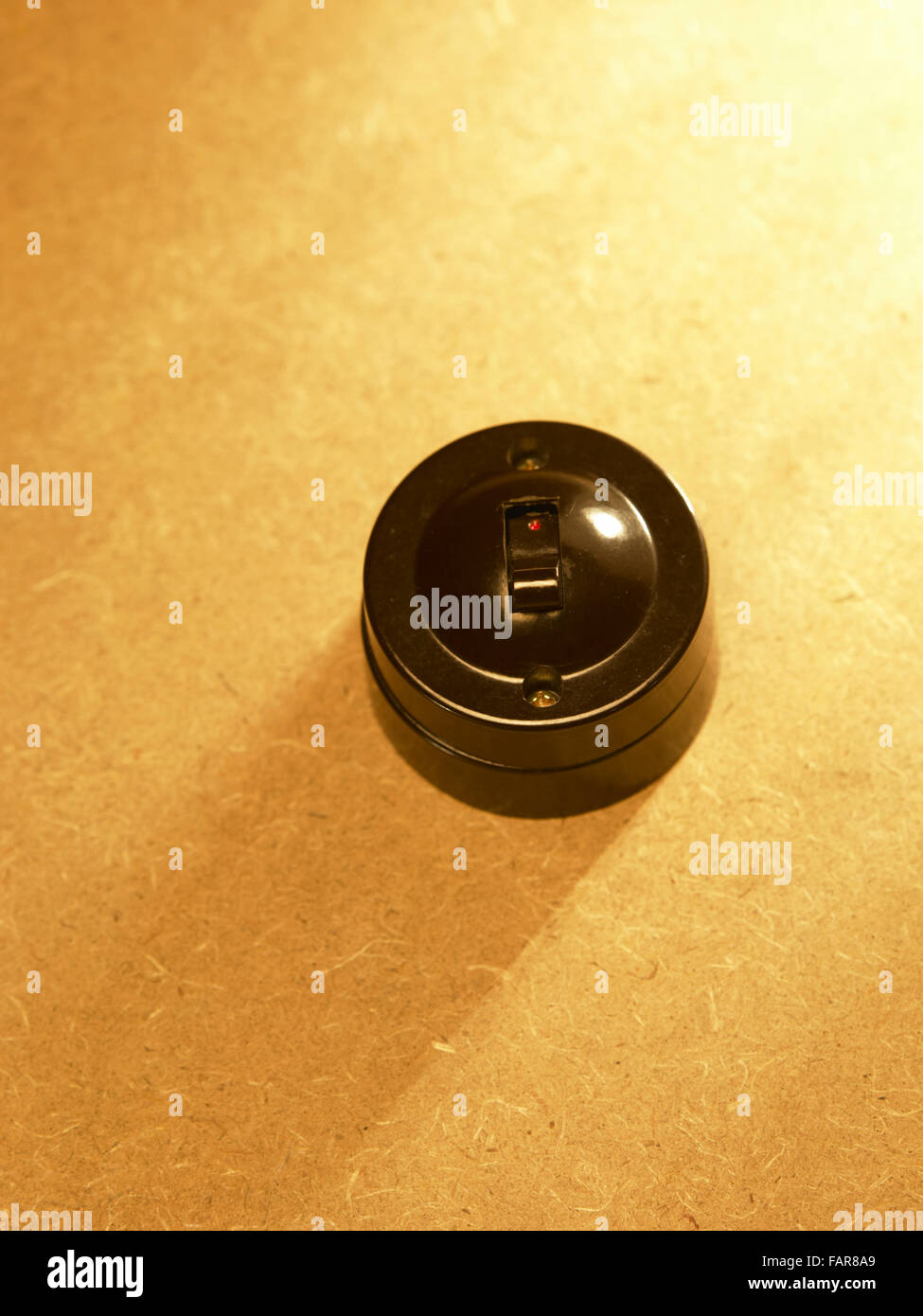 Old fashioned light switch hi-res stock photography and images - Alamy