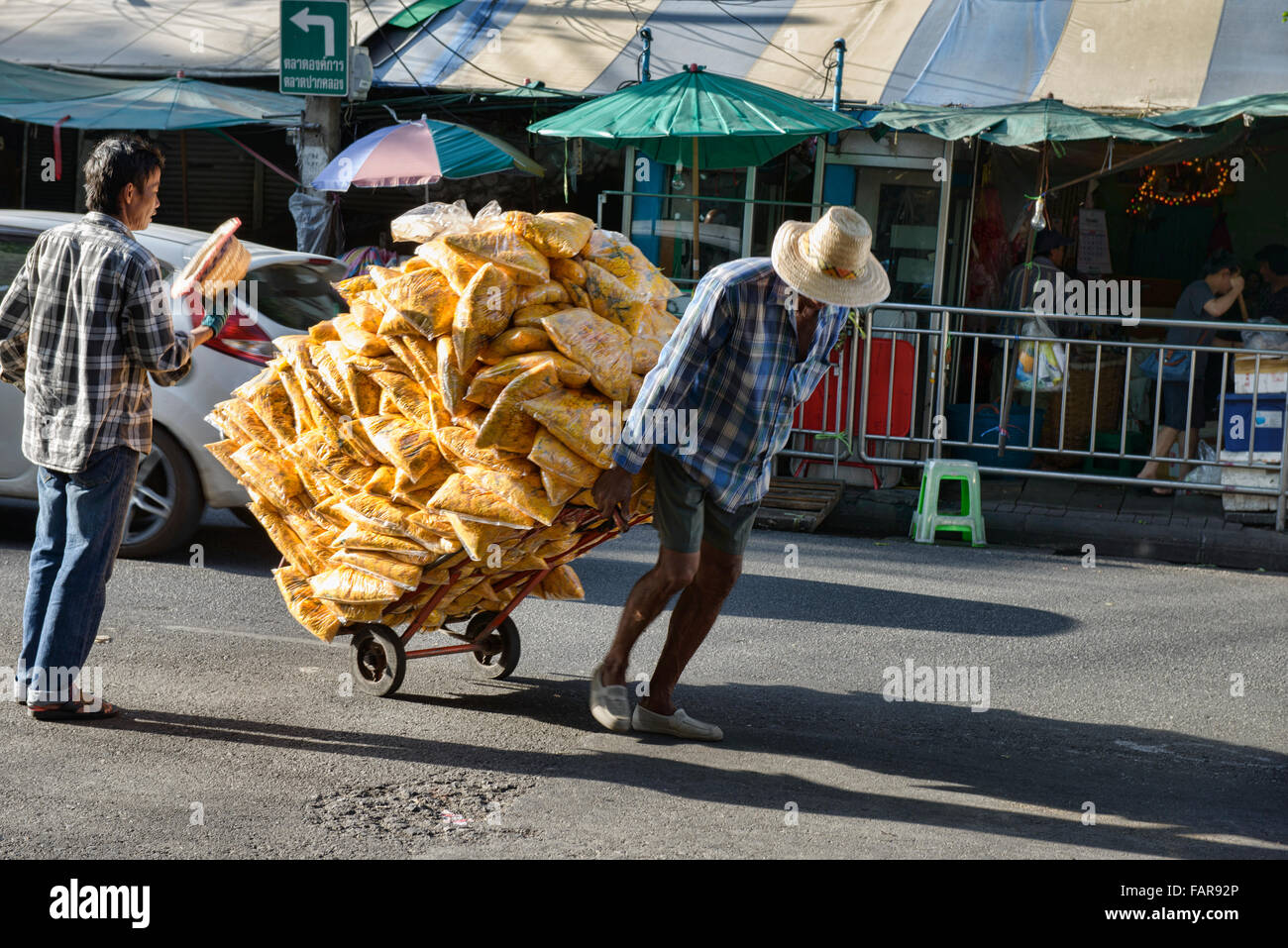 Heavy flower hi-res stock photography and images - Alamy
