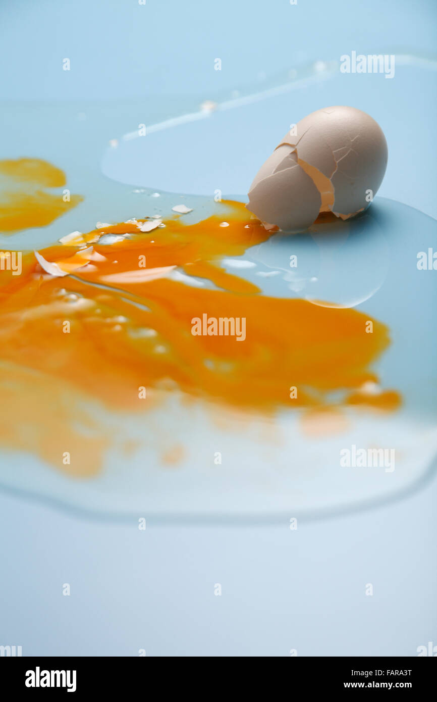 Egg splat hi-res stock photography and images - Alamy