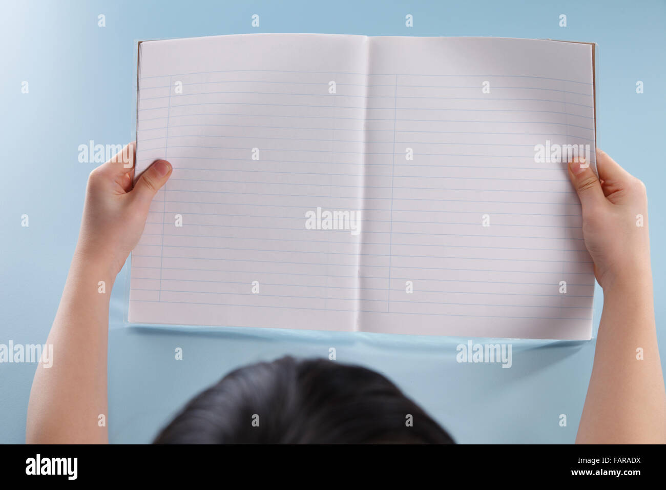 Empty book hi-res stock photography and images - Alamy
