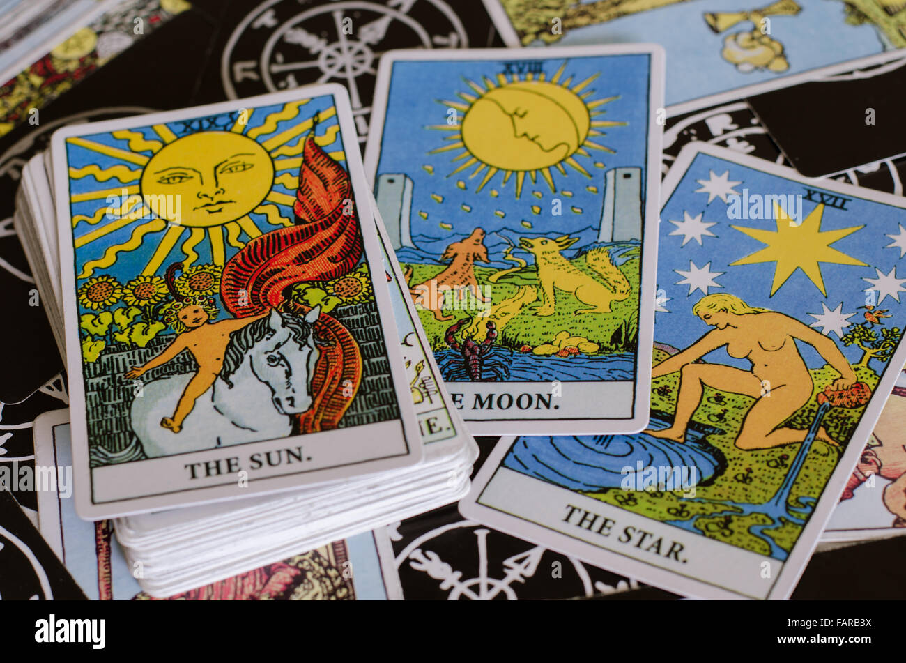 Tarot Cards - Cards of the Sun, the Moon and the Star Stock Photo - Alamy