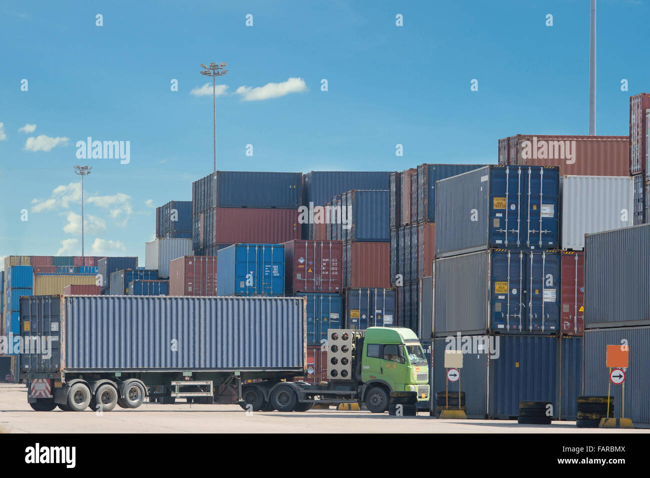 Container trailer truck export hi-res stock photography and images - Alamy