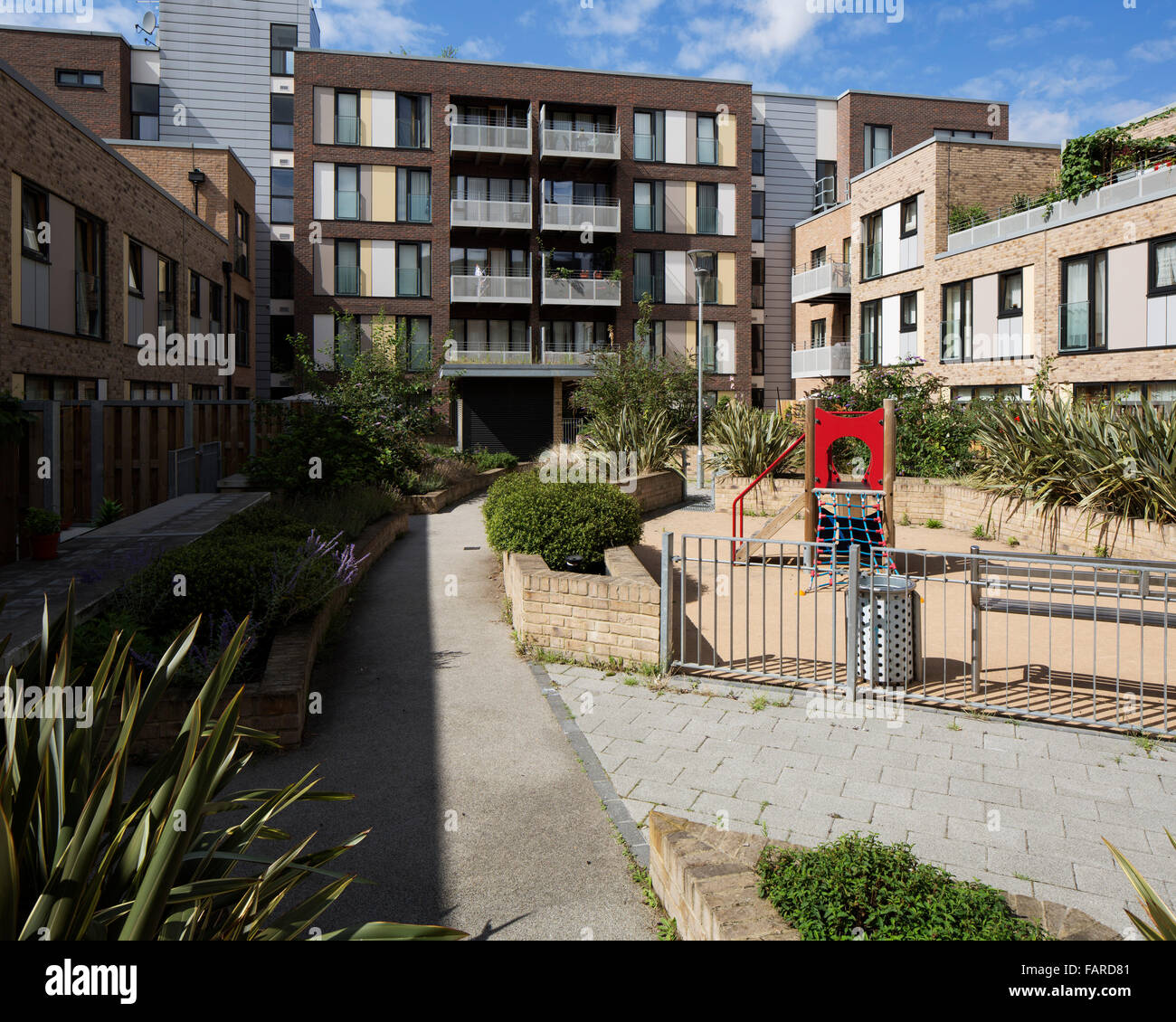 View of Internal Podium Garden. Haggerstone and West Kingsland Estate ...
