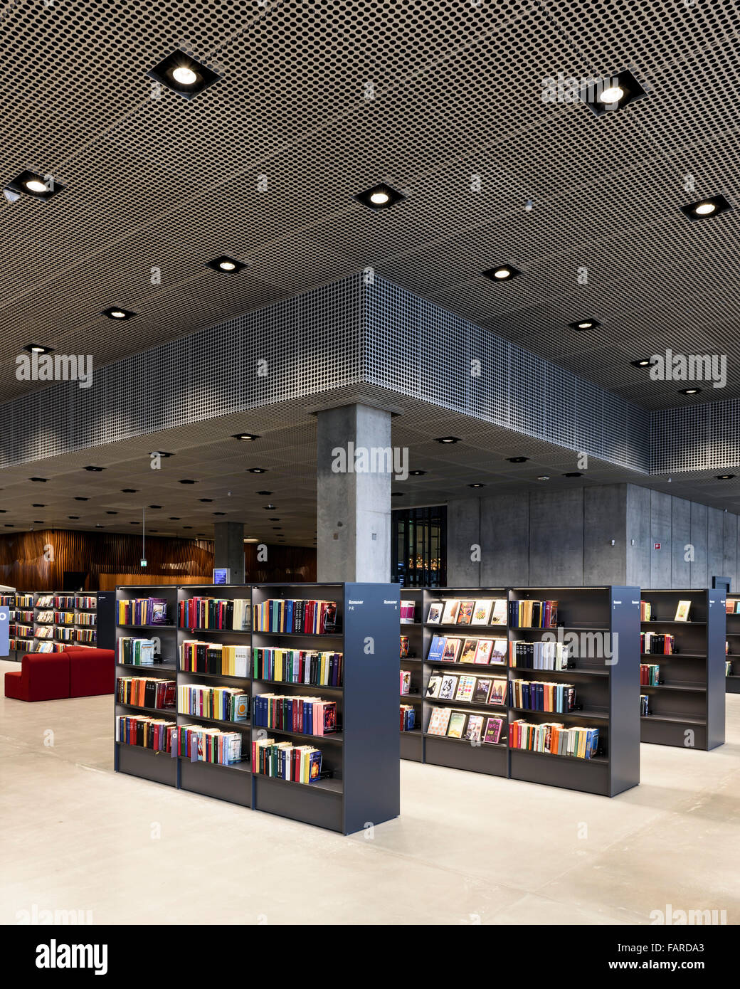 Inside the library. Dokk1, Aarhus, Denmark. Architect: Schmidt Hammer ...