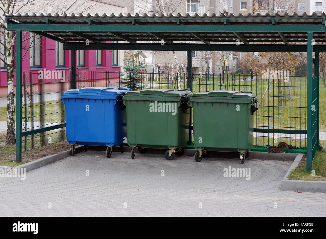 Steel garbage containers hi-res stock photography and images - Alamy