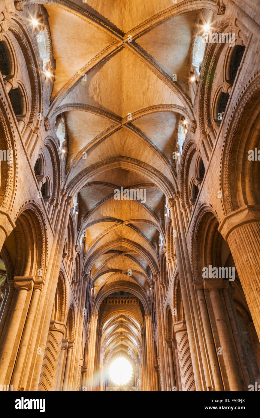Durham cathedral interior hi-res stock photography and images - Alamy