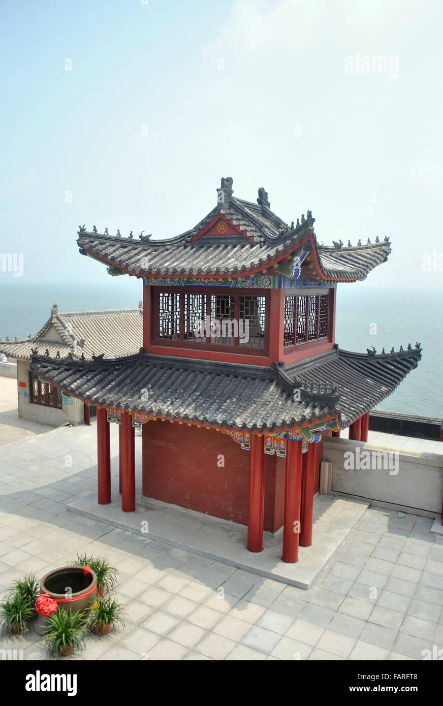 Small temple hi-res stock photography and images - Alamy