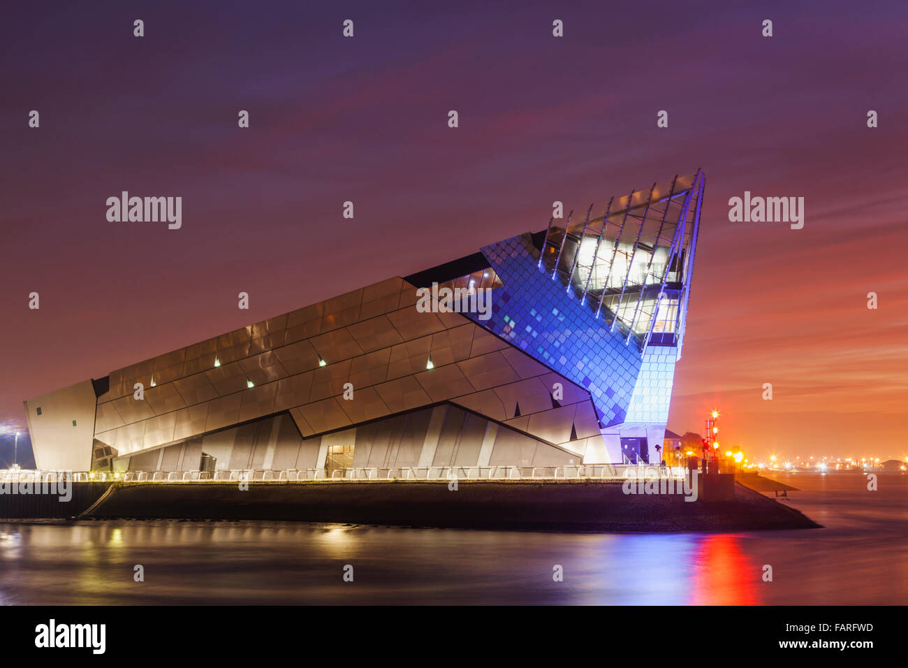 England, East Yorkshire, Kingston upon Hull, The Deep Stock Photo - Alamy