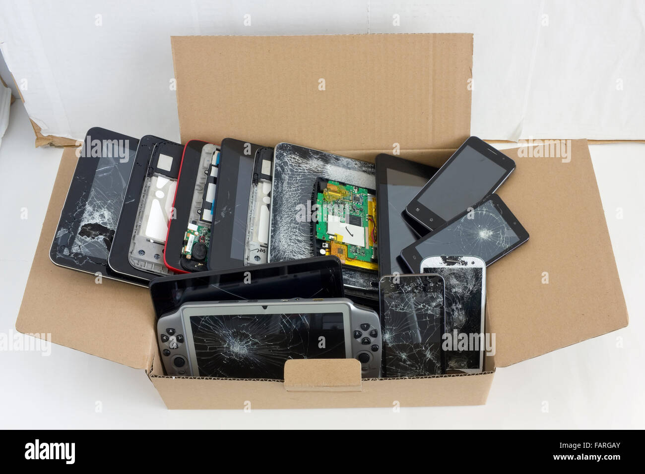 Laptop garbage hi-res stock photography and images - Alamy