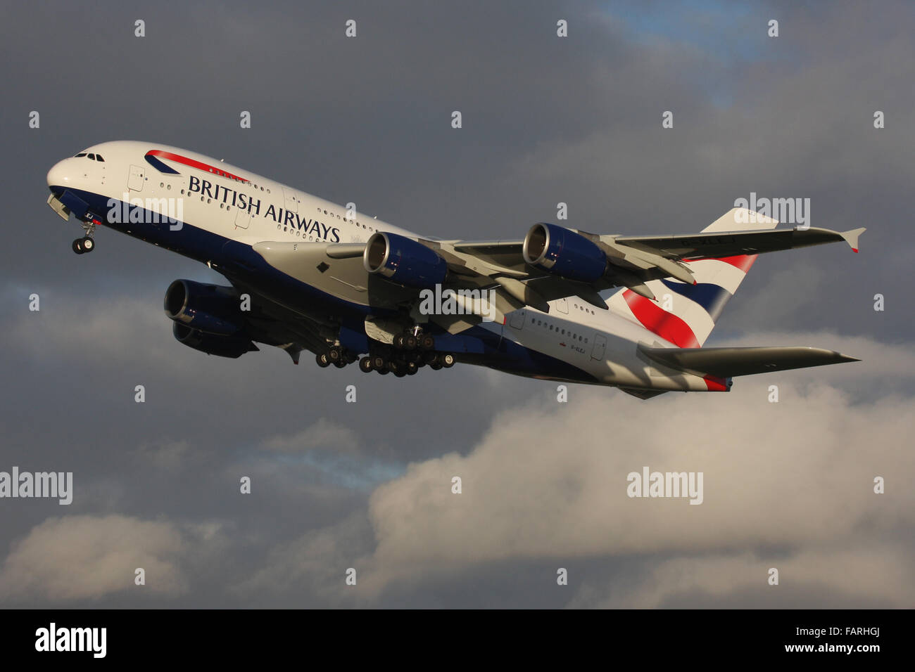 Ba airbus a380 hi-res stock photography and images - Alamy