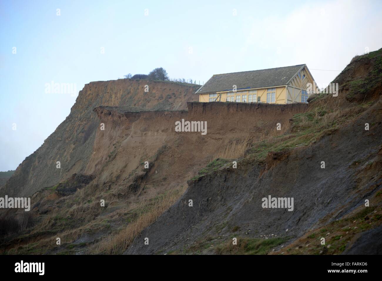Broadchurch chalet, Briar Cliff beach hut, used as key location of TV ...