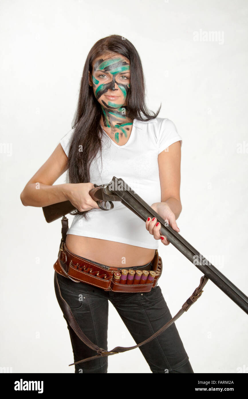 a young girl and gun Stock Photo - Alamy