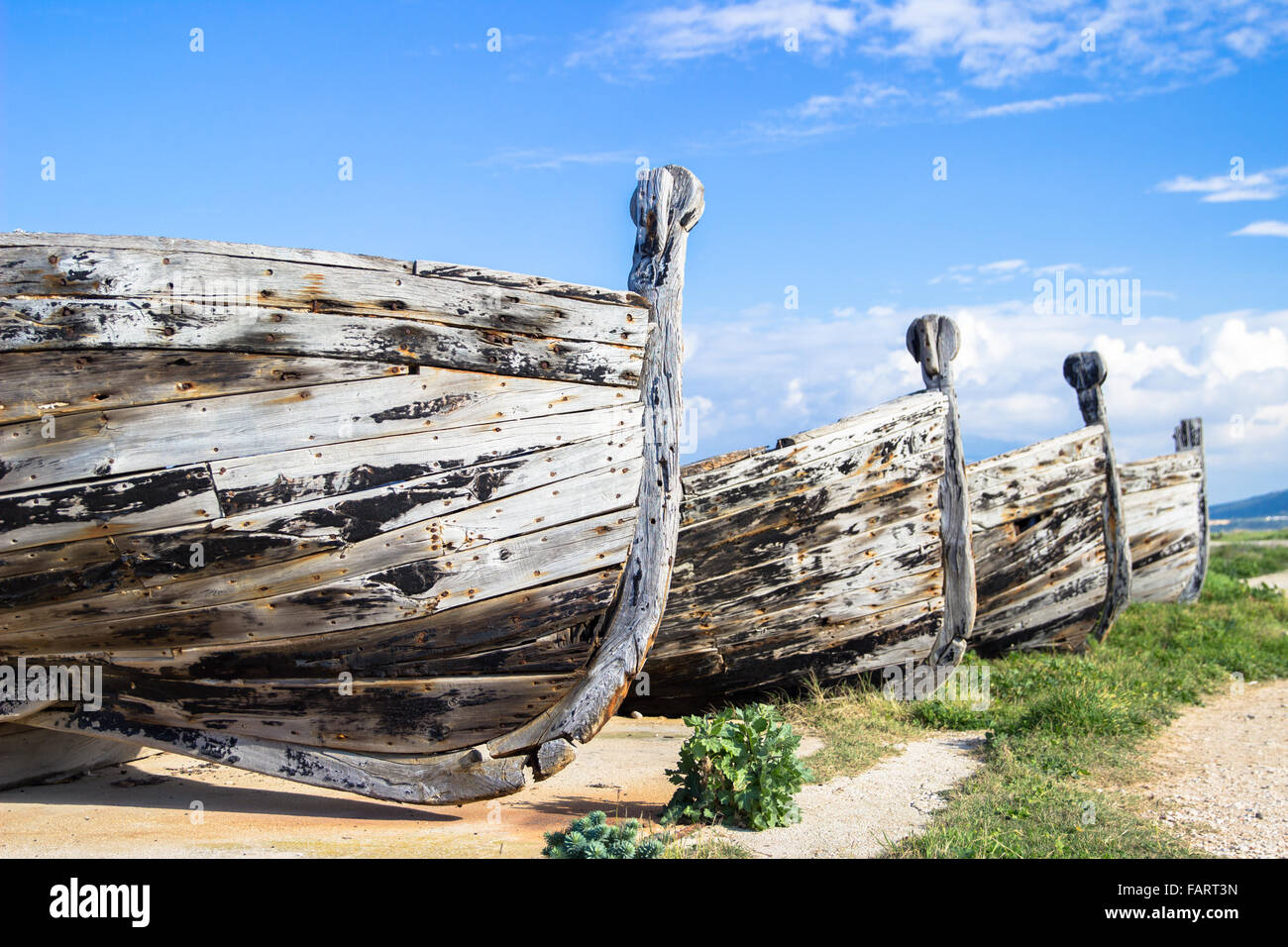 Rowboats row boats hi-res stock photography and images - Alamy