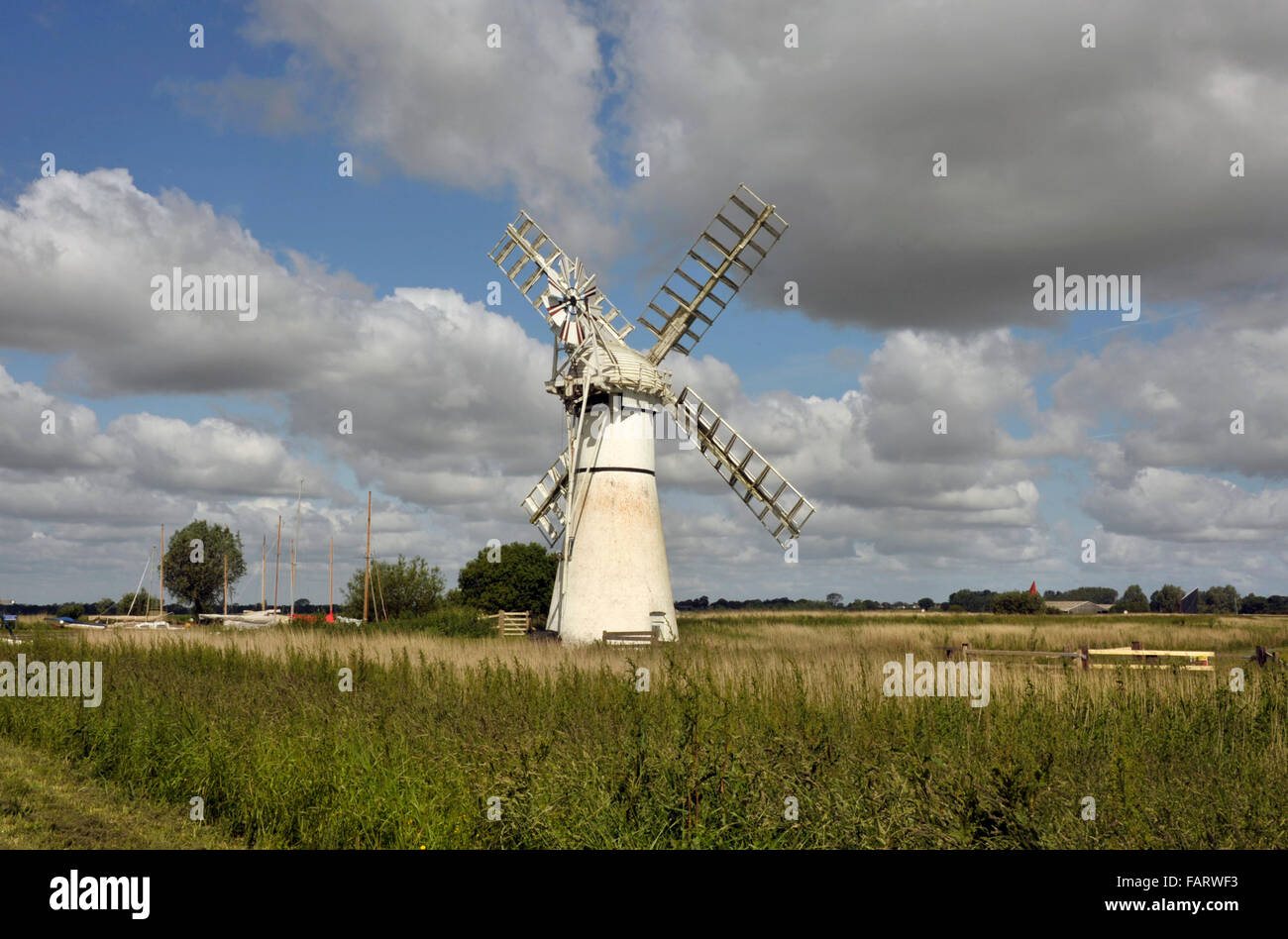 Norfolk broads drainage mill hi-res stock photography and images - Alamy