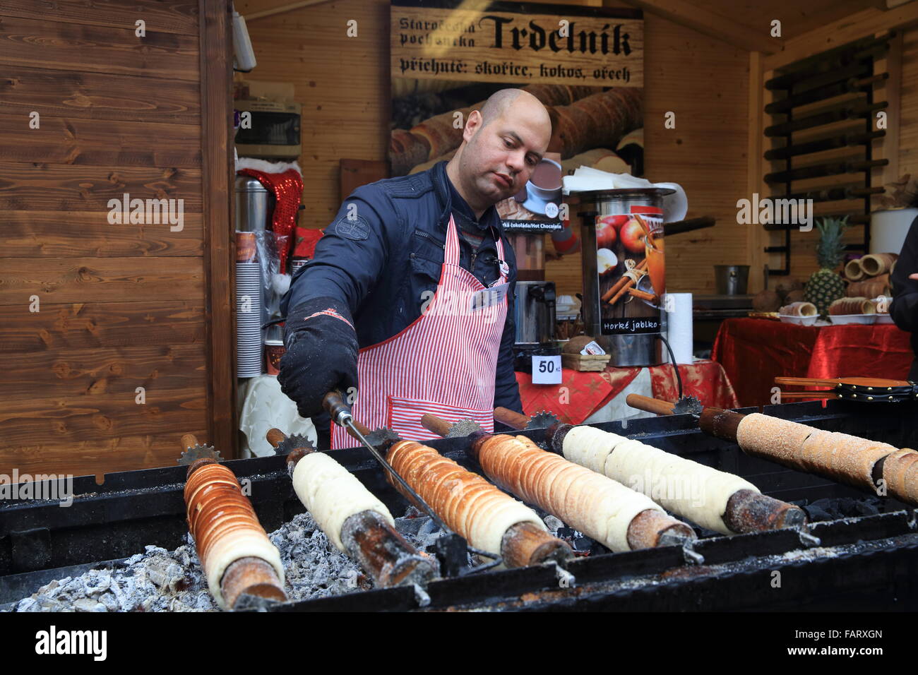 Cooking and selling 'trdelnik', the traditional Czech cake and sweet ...