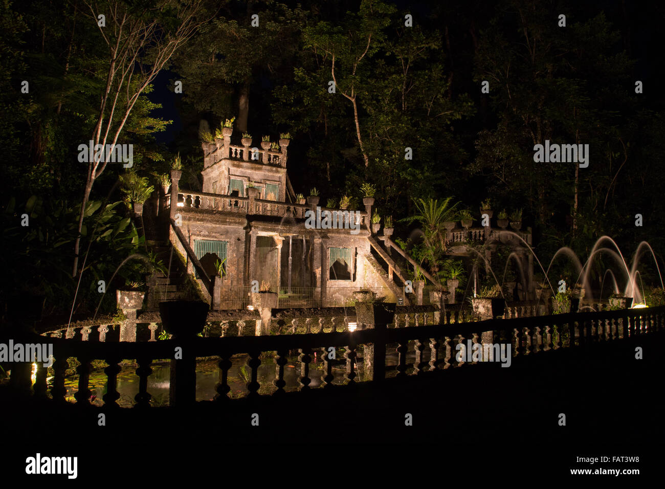Photograph of the castle in Paronella Park in Queensland, Australia ...