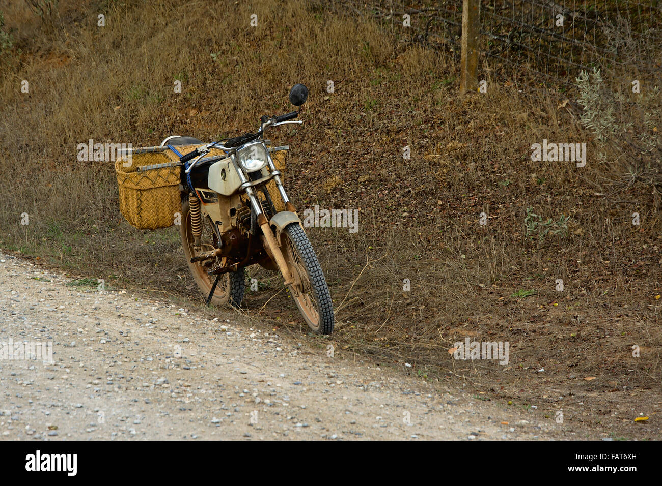 Motorbike with basket hi-res stock photography and images - Alamy