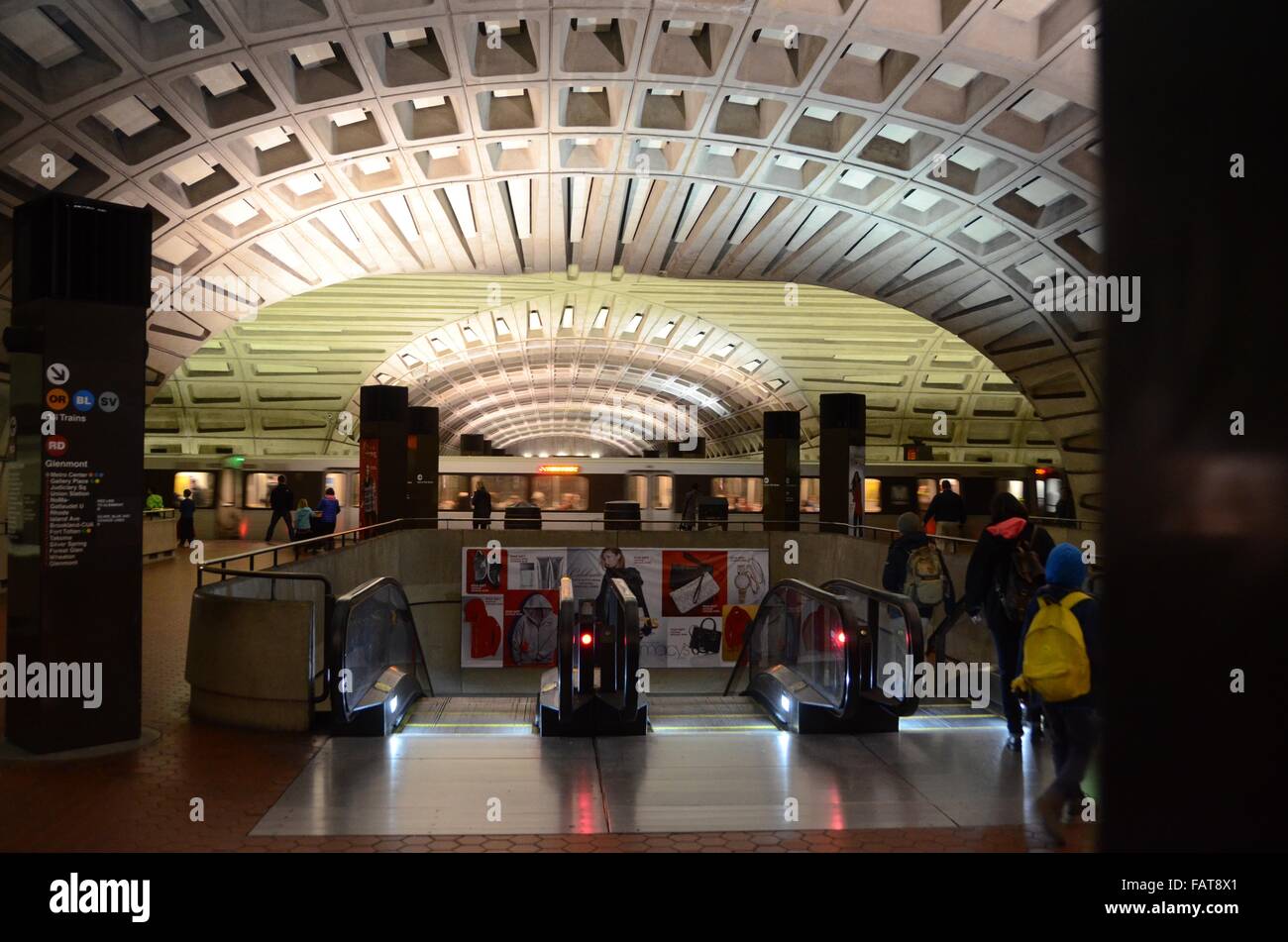 Metrocenter hi-res stock photography and images - Alamy