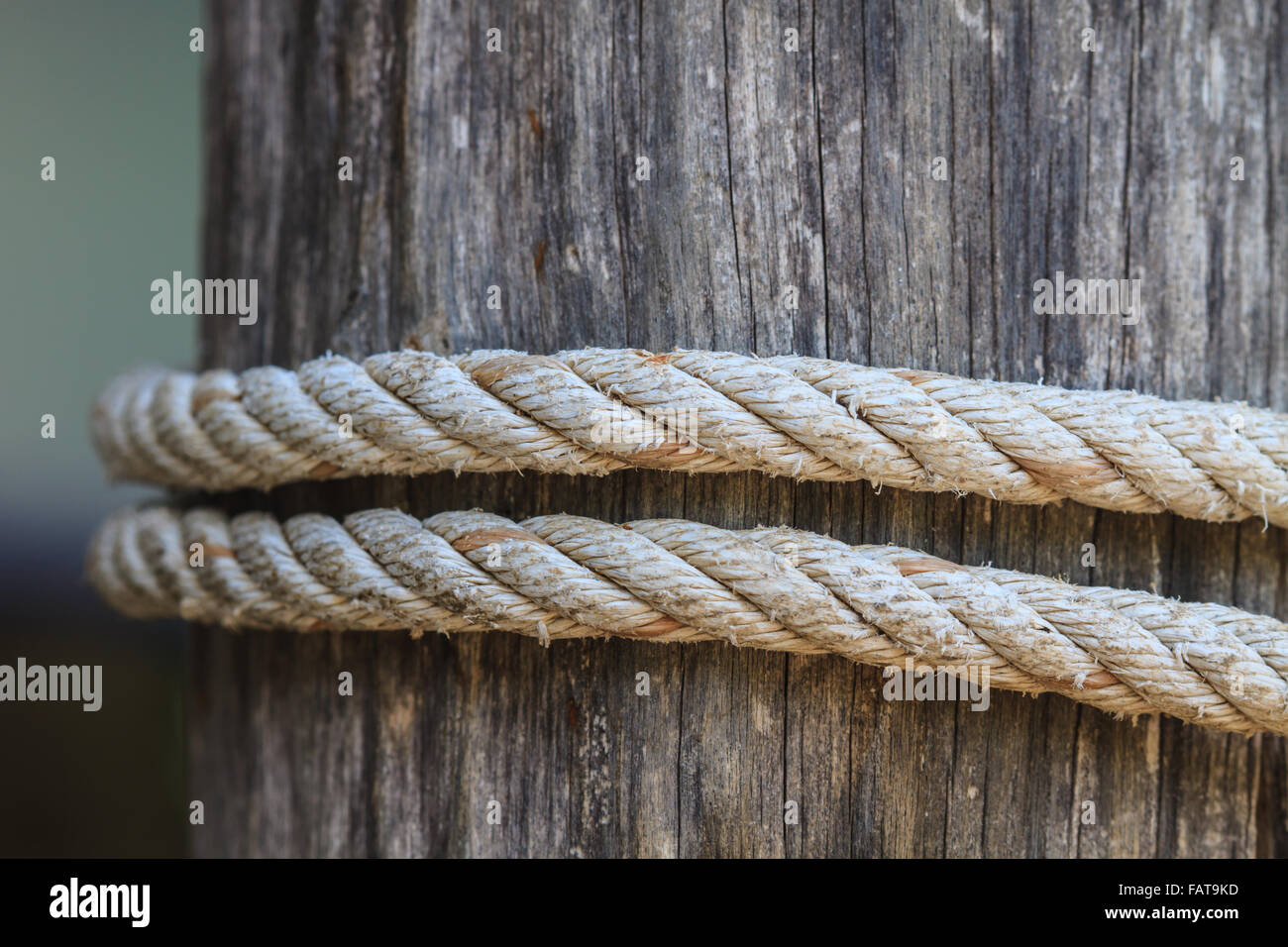 Rope around pole hi-res stock photography and images - Alamy