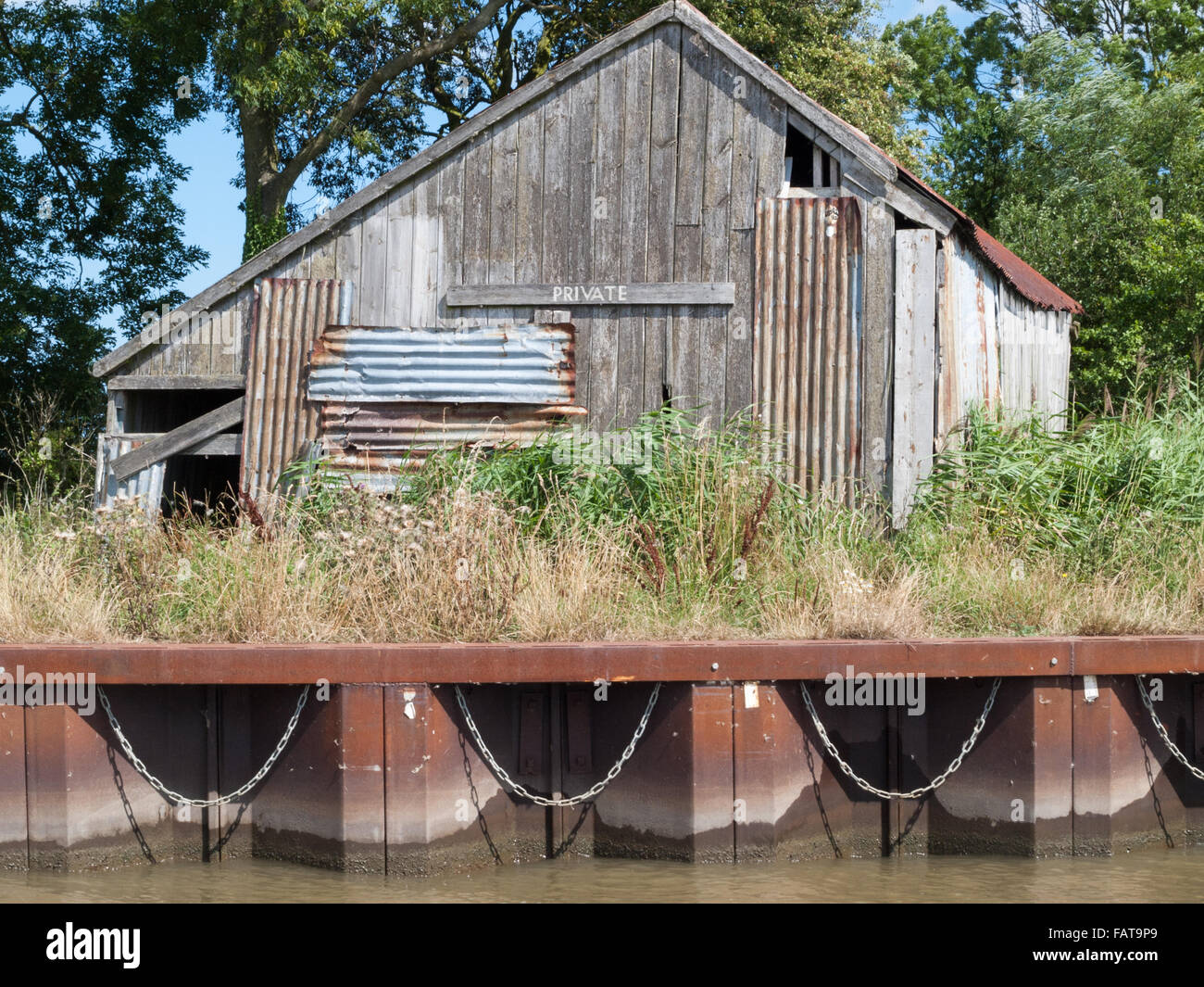 Private mooring sign hi-res stock photography and images - Alamy
