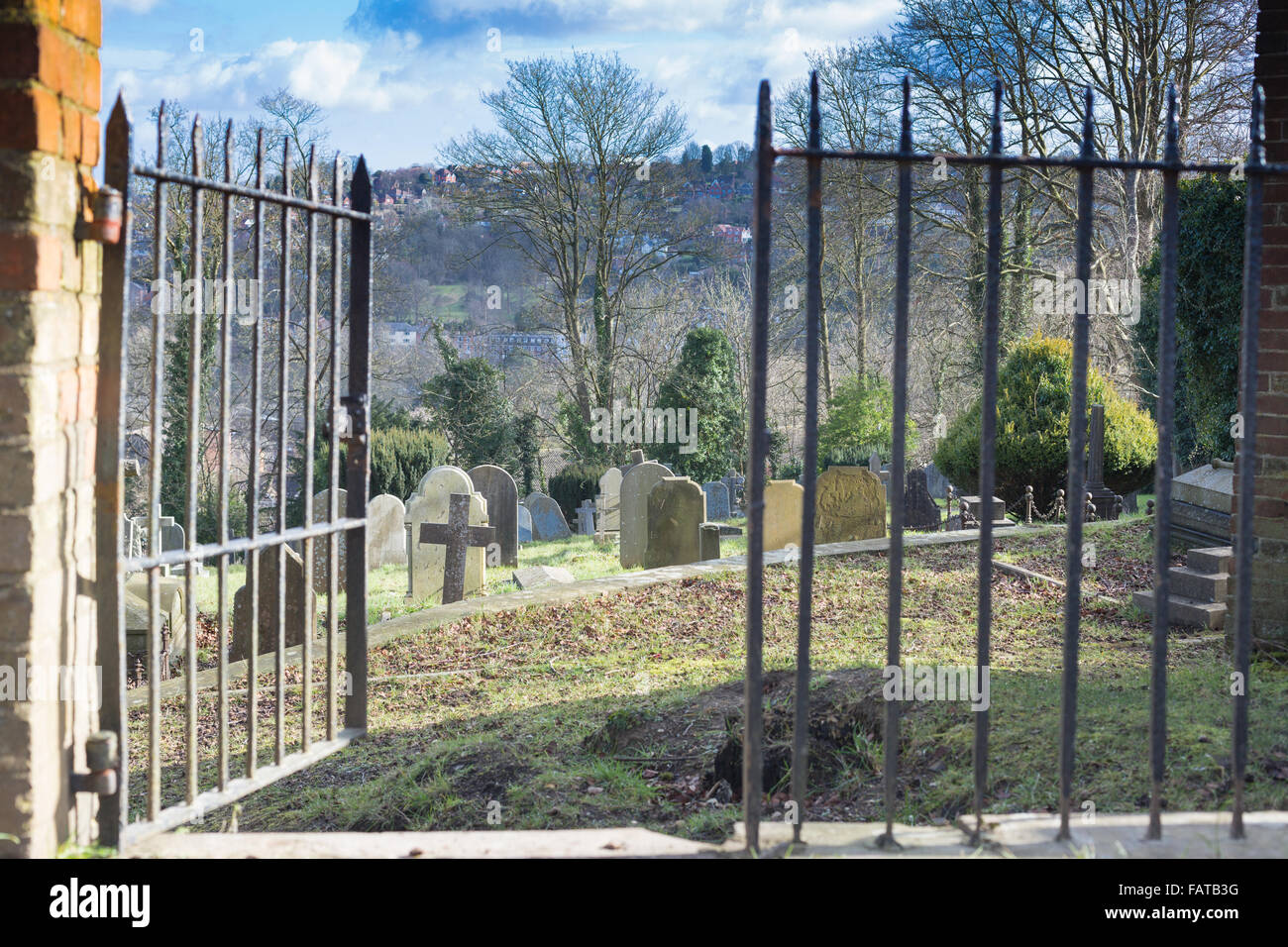 Open graveyard metal fence hi-res stock photography and images - Alamy