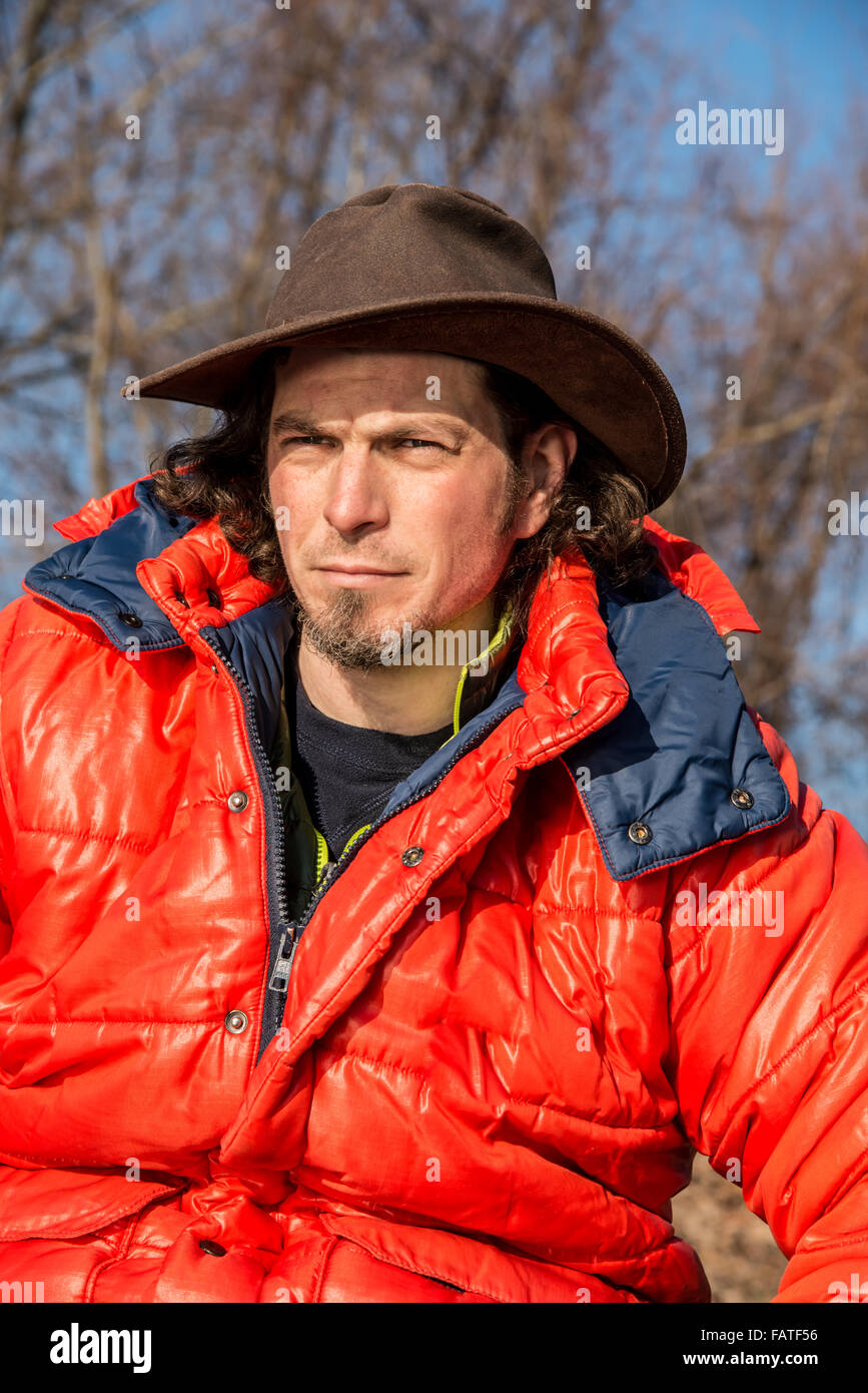 Outdoorsy guy hi-res stock photography and images - Alamy Outdoorsy guy hi-res stock photography and images - Alamy