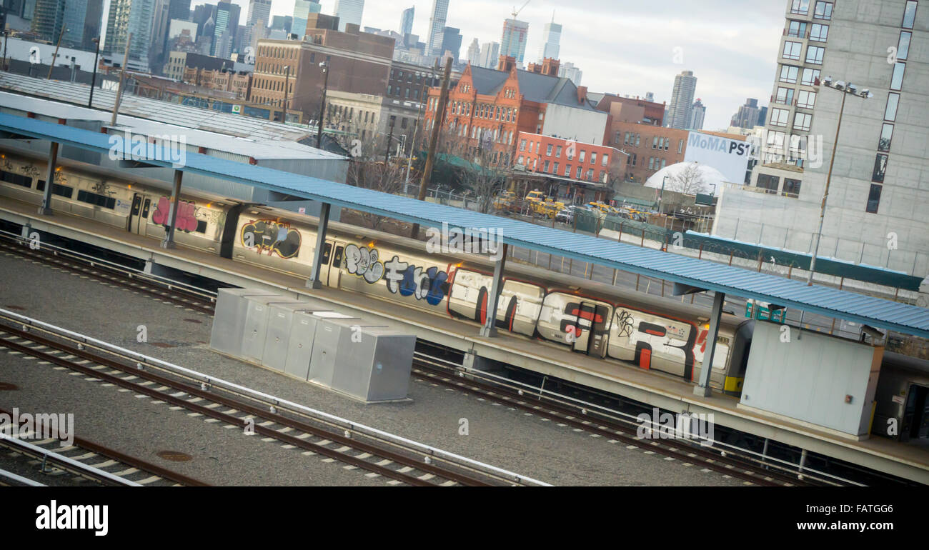 New york subway graffiti hi-res stock photography and images - Alamy