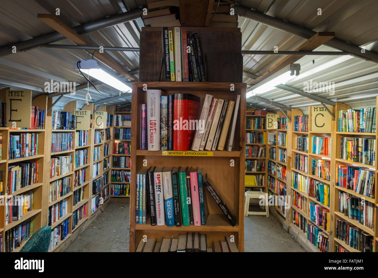 The book barn connecticut hi-res stock photography and images - Alamy