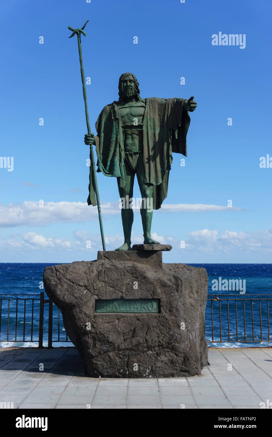Tenerife canary islands candelaria statues hi-res stock photography and ...