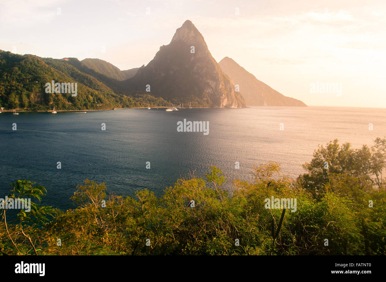 spectacular pitons of st lucia Stock Photo - Alamy