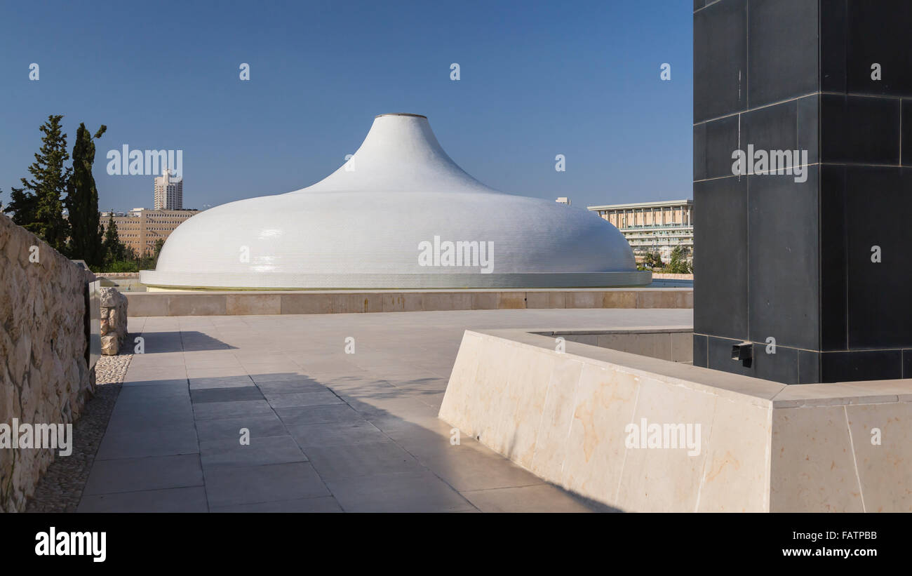 The exterior dome of the Shrine of the Book at the Israeli Museum in ...
