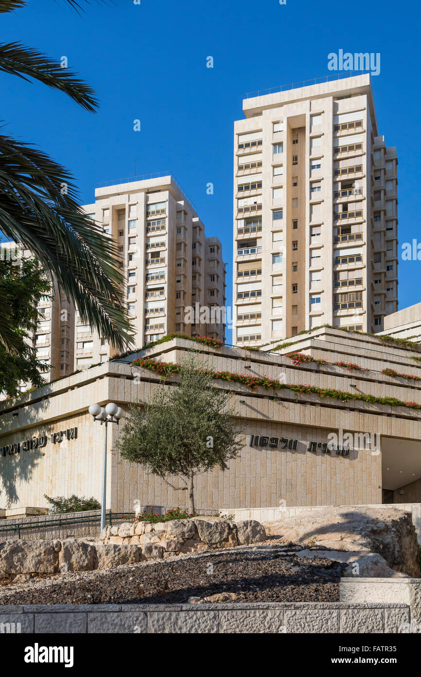 Condominium buildings in modern West Jerusalem, Israel, Middle East ...