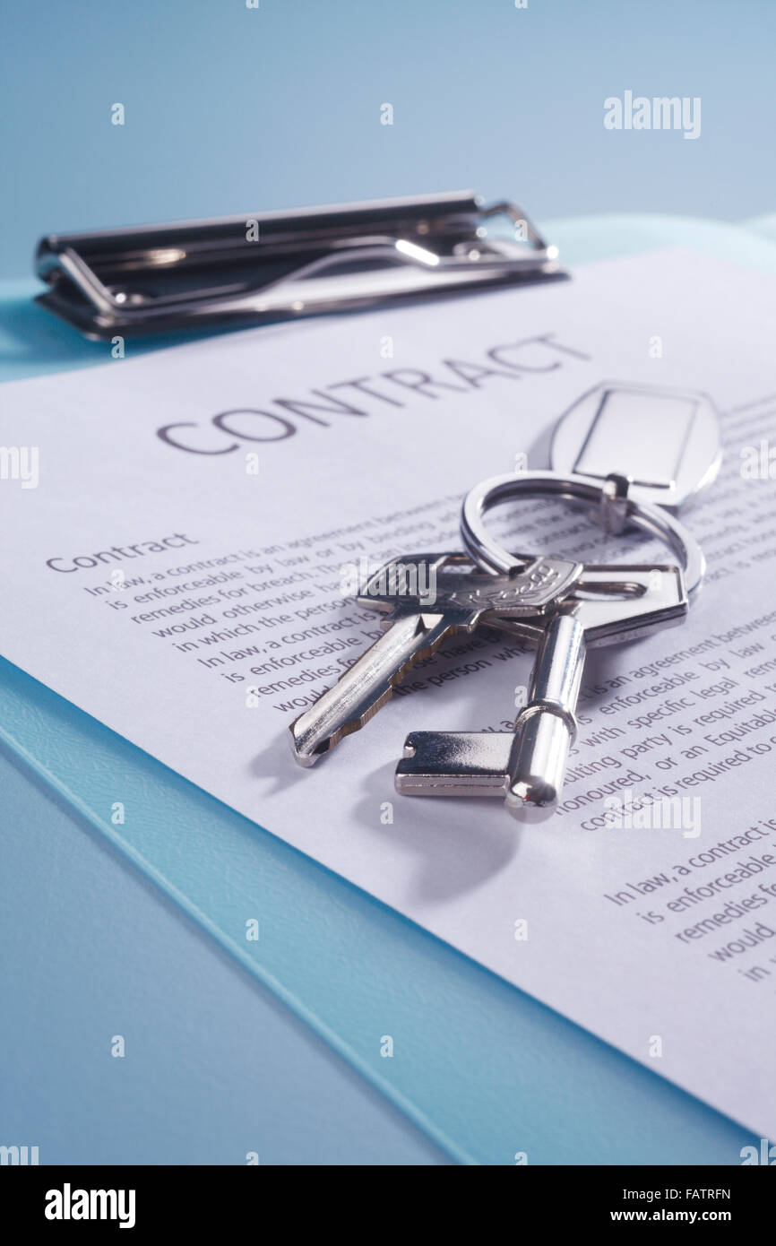 Contract form hi-res stock photography and images - Alamy