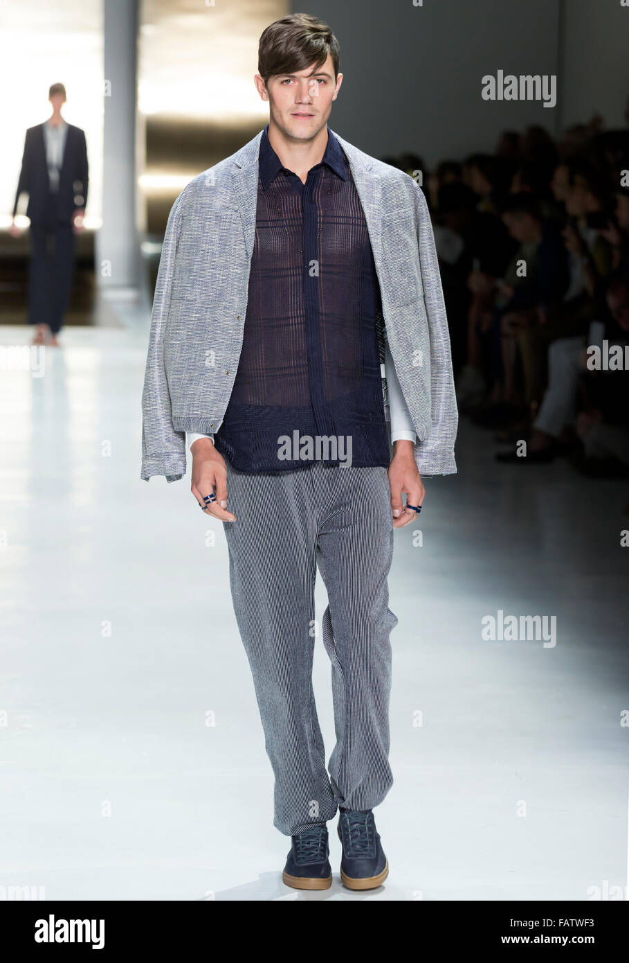 NEW YORK, NY - JULY 16, 2015: Robert Mull walks the runway during the ...