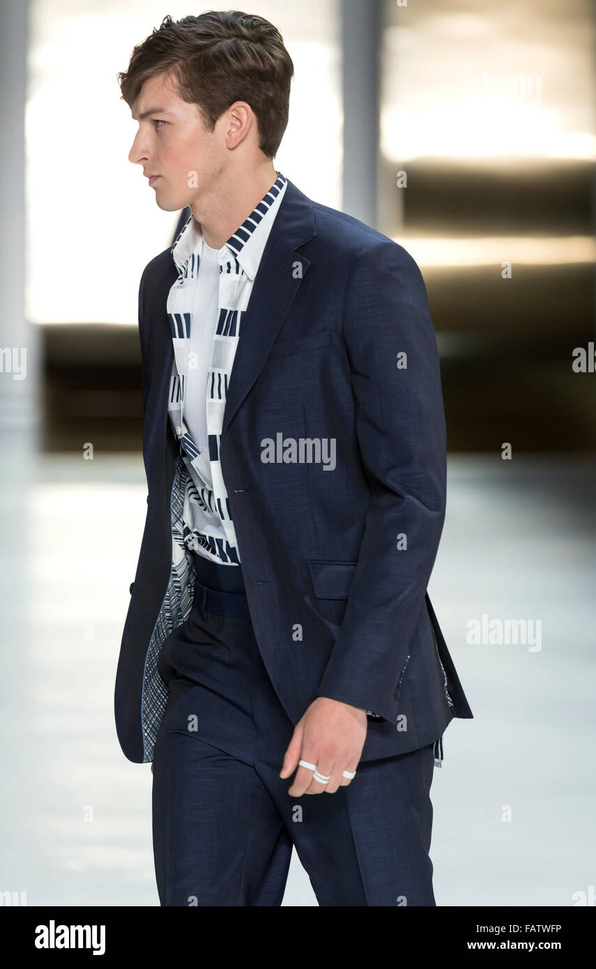 NEW YORK, NY - JULY 16, 2015: Oli Lacey walks the runway during the ...