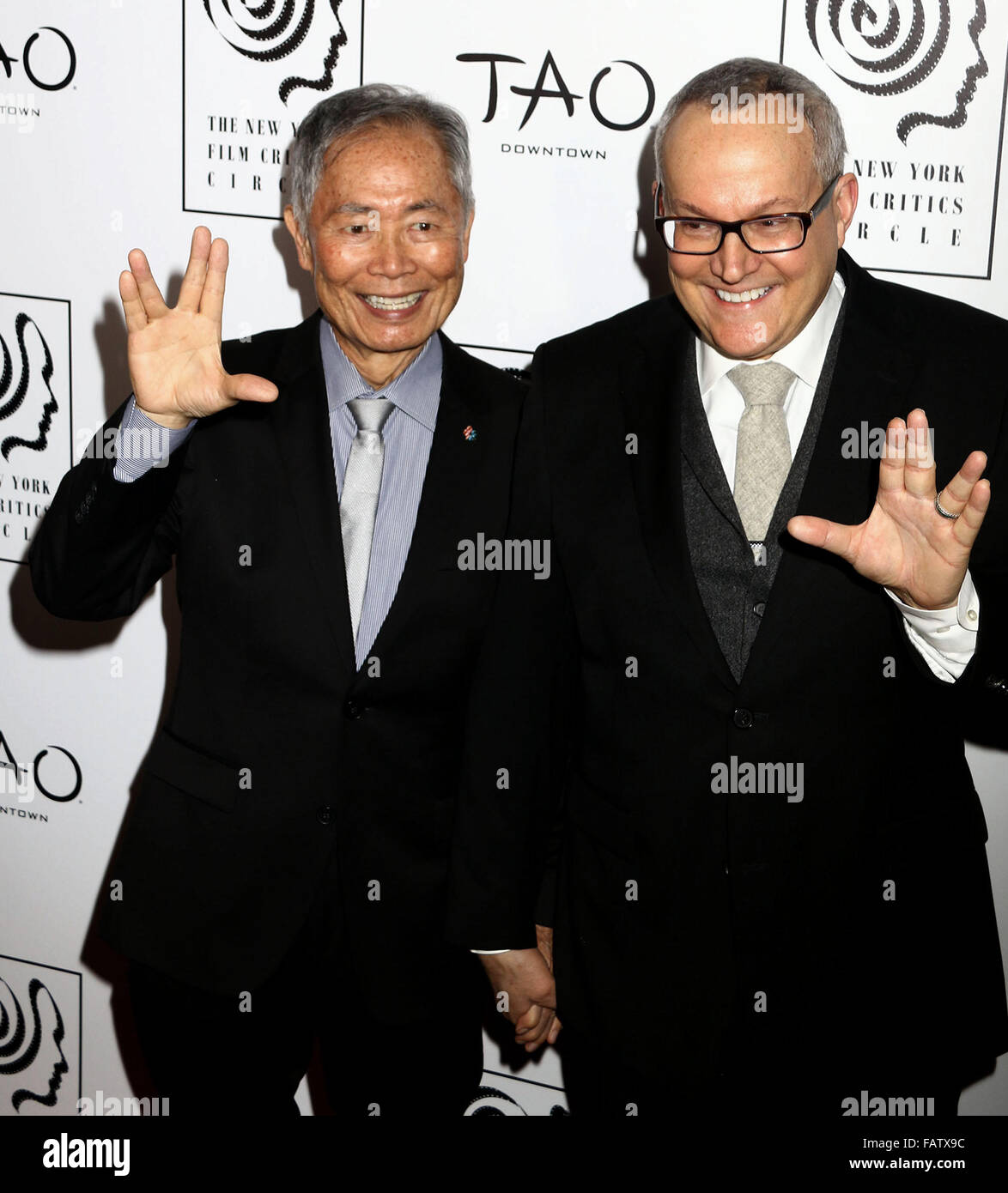 New York, USA. 4th Jan, 2016. Actor GEORGE TAKEI and his husband BRAD ...
