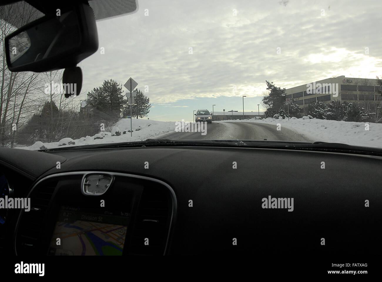 Spokane, Washington State, USA. 4th January, 2016. Snow falls in ...