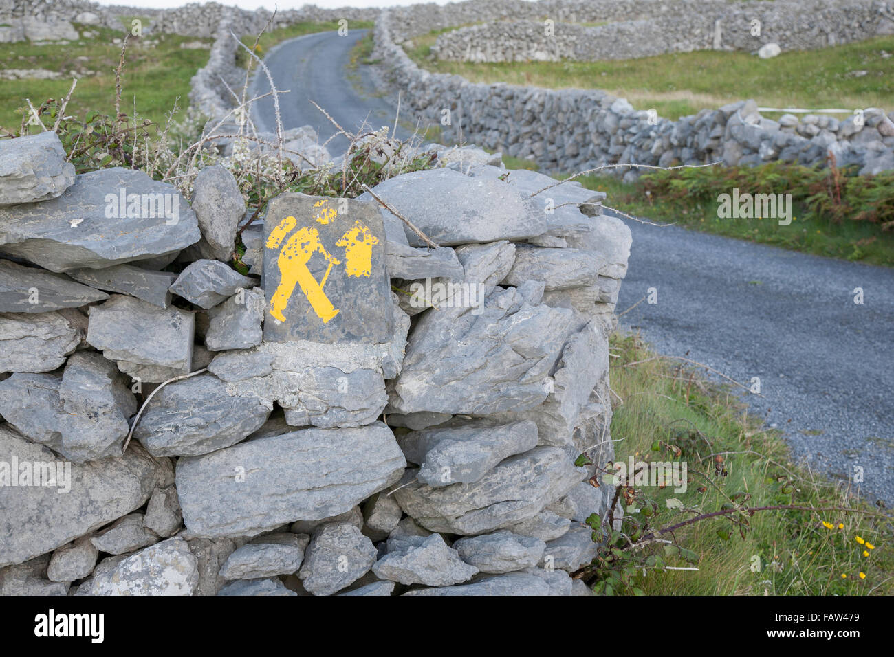 Walking Sign, Inishmore; Aran Islands; Ireland Stock Photo - Alamy