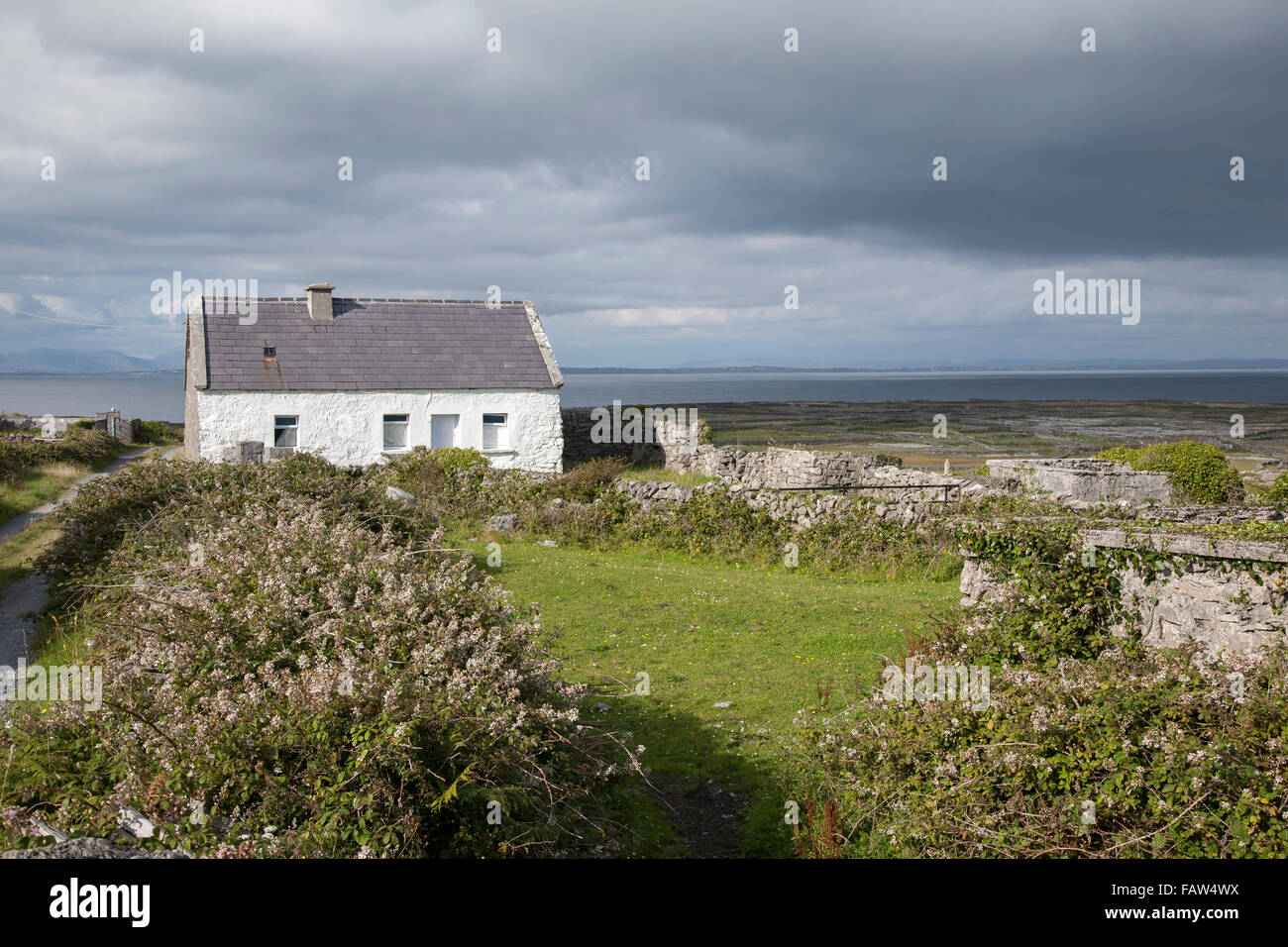 Traditional Cottage, Inishmore; Aran Islands; Ireland Stock Photo - Alamy