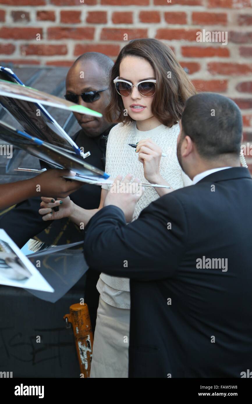 Daisy Ridley seen signing autographs as she arrives at the ABC studios ...